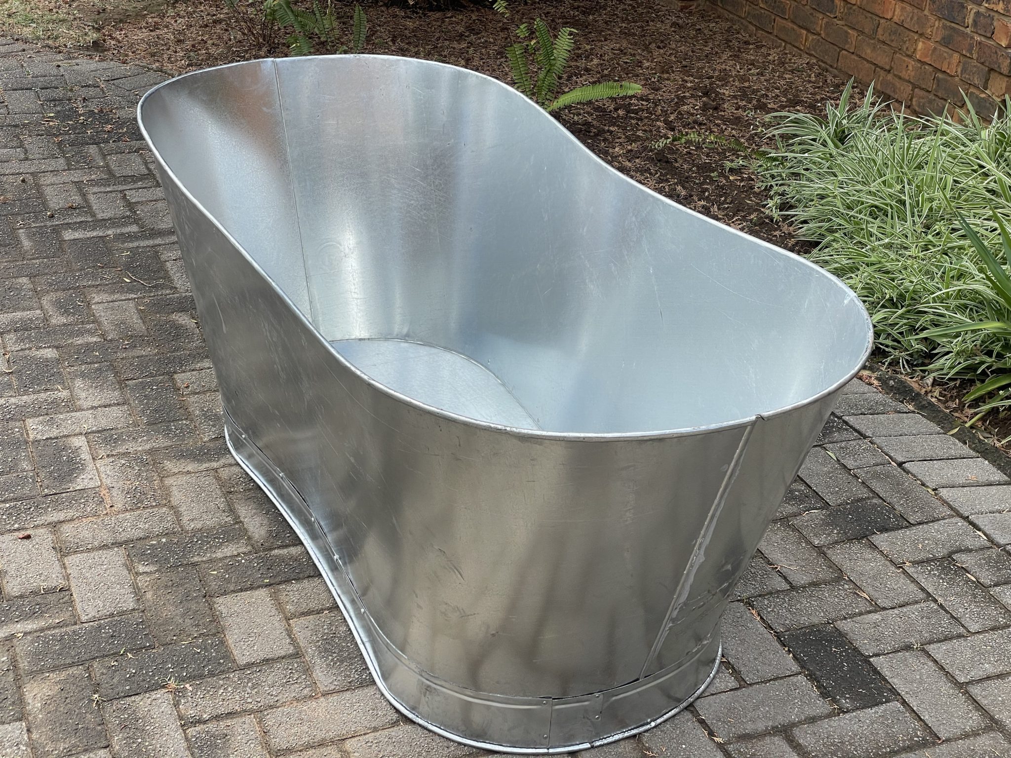 Free Standing Galvanised Steel Bath Tub - Pstinman